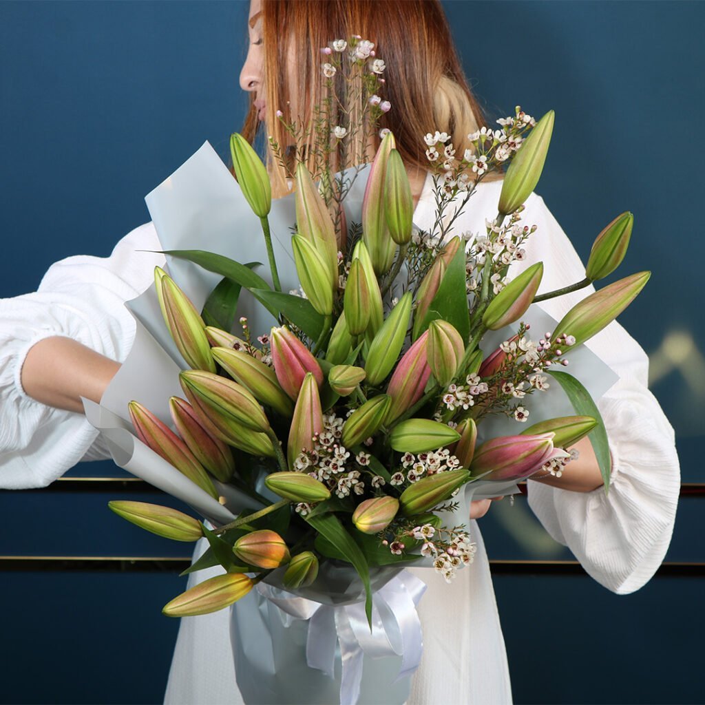 Buy Aztec lily flowers Now